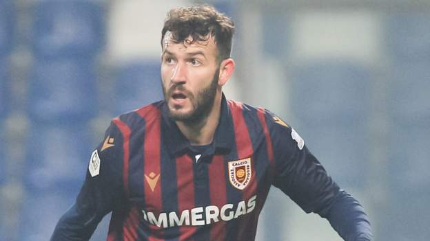 Coronavirus in Italy: Alessandro Favalli describes 'fever, headache ...