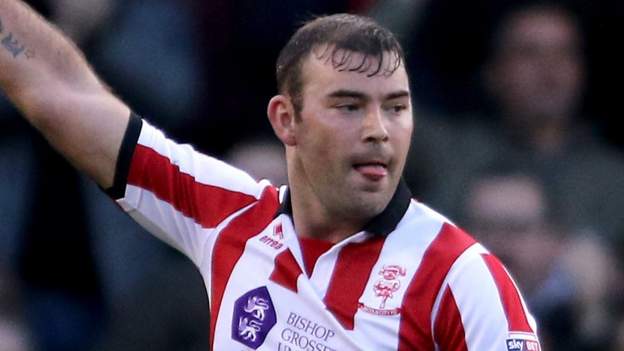 Matt Rhead: Lincoln City striker signs contract until June 2019 - BBC Sport