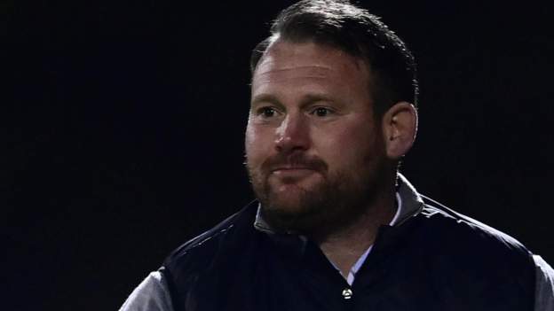 Darren Sarll: Yeovil Town manager resigns and accepts Woking job - BBC ...