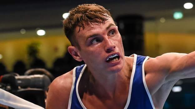 Commonwealth Games: Boxer Sean McComb 'innocent victim' - BBC Sport