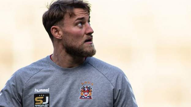 London Broncos sign Wigan centre Chris Hankinson and Manly winger Abbas ...