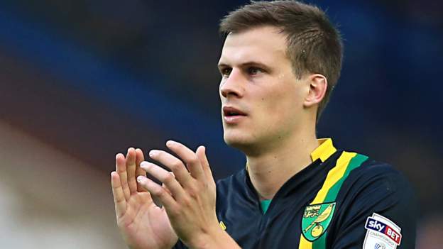 Ryan Bennett: Wolves sign former Norwich City defender - BBC Sport