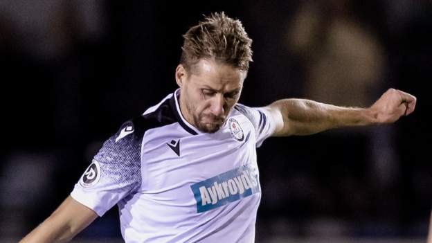 Dave Edwards: Ex-Wales and Bala Town midfielder calls for Cymru Premier ...