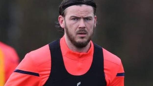 Ben Gladwin: Swindon Town sign ex-Blackburn, QPR & MK Dons midfielder ...