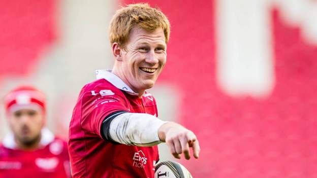 Rhys Patchell: Wales and Scarlets fly-half says sport does not matter ...