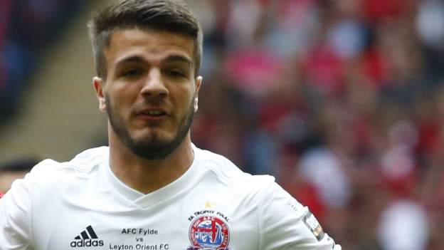 Tom Brewitt: Morecambe sign ex-Liverpool & Fylde defender - BBC Sport