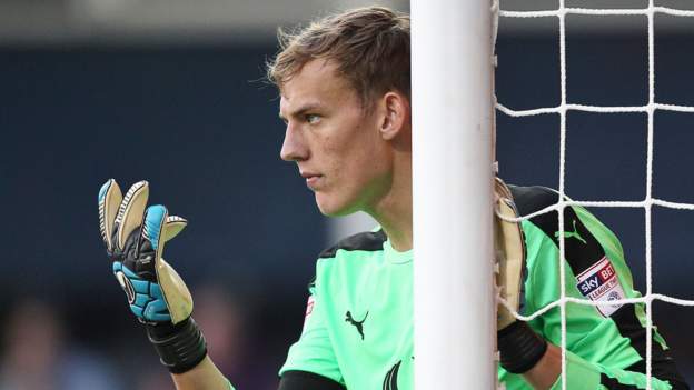 Southend United goalkeeper Christian Walton hoping for three promotions ...