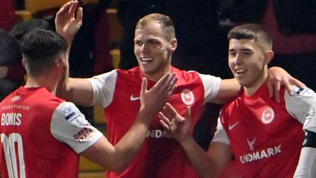 Irish Premiership: Larne respond to heavy loss with stunning win over ...