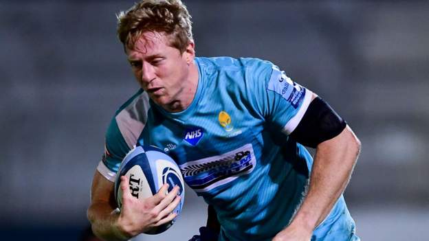 Scott van Breda: Worcester Warriors centre extends Jersey Reds loan ...
