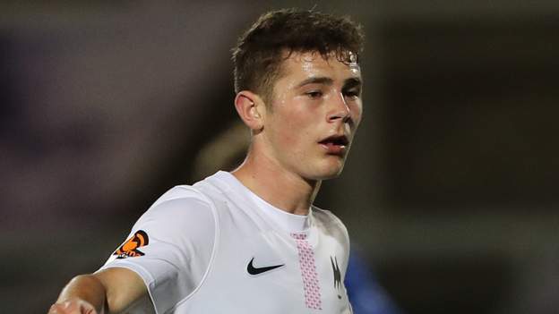 Adam Randell: Plymouth Argyle midfielder signs new contract - BBC Sport