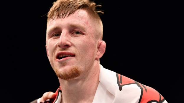Brett Johns: Welsh UFC fighter aims for London return in March - BBC Sport