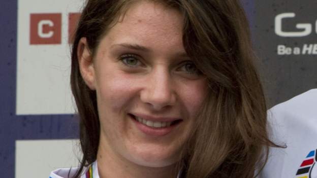 Manon Carpenter: Former world champion retires from downhill mountain ...