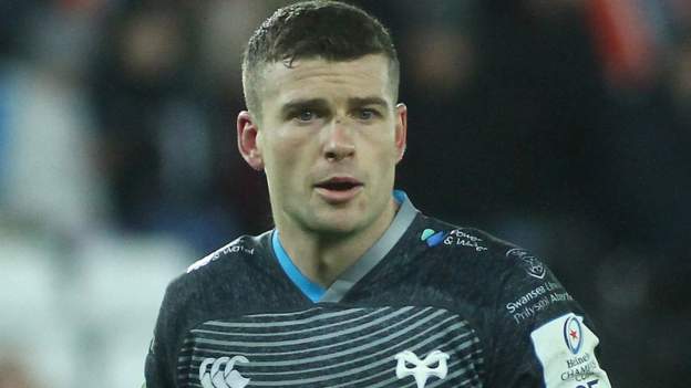 Scott Williams: Centre 'pain-free' after injury nightmare - BBC Sport