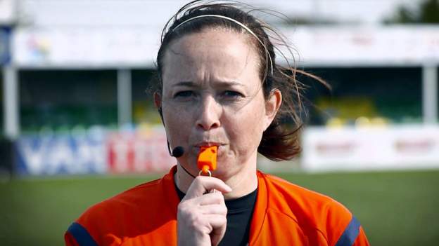 Cheryl Foster: The Welsh Premier League's first female referee - BBC Sport
