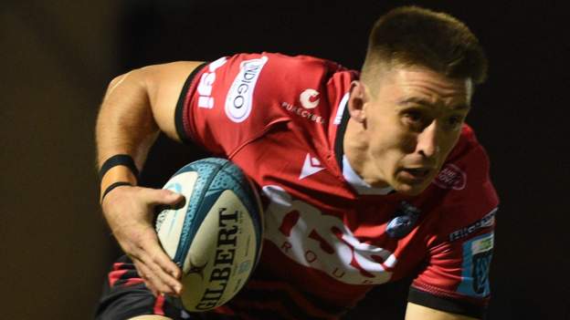 Josh Adams: Wales wing in race to be fit for New Zealand game - BBC Sport