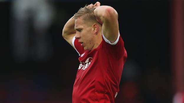 Jim Stevenson: Dover Athletic sign Aldershot Town midfielder - BBC Sport