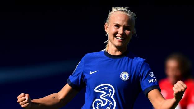 Chelsea: Pernille Harder named Uefa Player of the Year - BBC Sport
