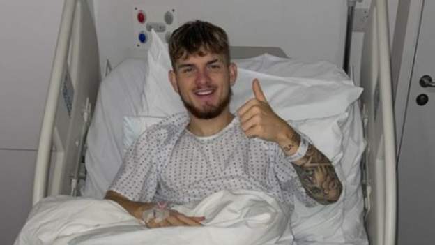 Harvey Elliott: Liverpool midfielder has surgery on ankle injury in ...