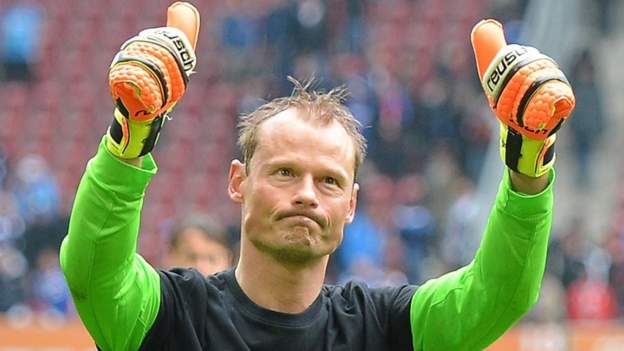 Alex Manninger: Liverpool sign 39-year-old ex-Arsenal goalkeeper - BBC ...