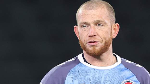 Joe Garner: Carlisle United striker wants to help push return to League ...