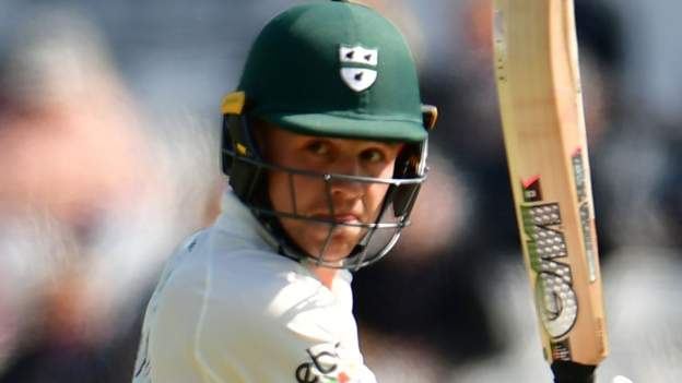 Jack Haynes: Worcestershire batter agrees Nottinghamshire move - BBC Sport