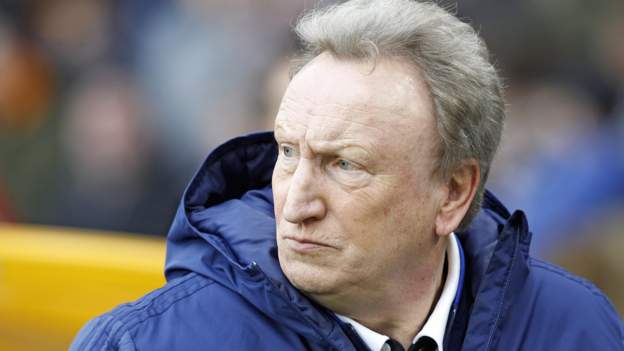 Neil Warnock: Referees chief Mike Riley 'struggles to understand the ...