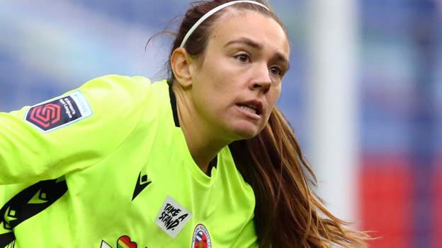 Grace Moloney: Reading goalkeeper agrees two-year contract extension ...