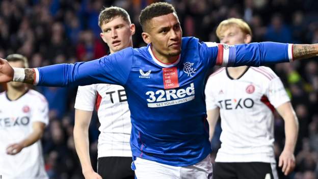 Rangers 4-1 Aberdeen: Ibrox side deliver emphatic comeback win - BBC Sport