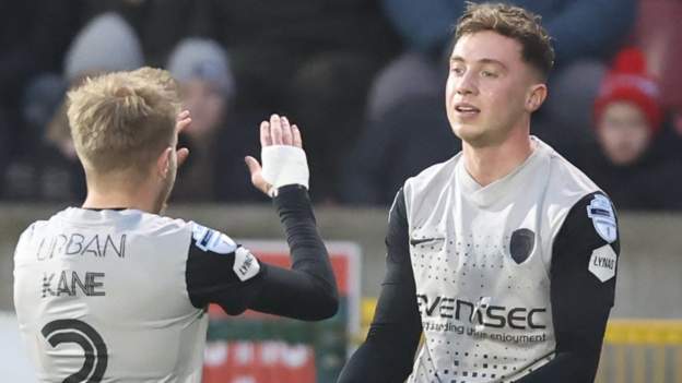 Irish Premiership: Matthew Shevlin stuns Cliftonville as Linfield close ...