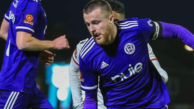 FC Halifax Town fixtures, team info and top players