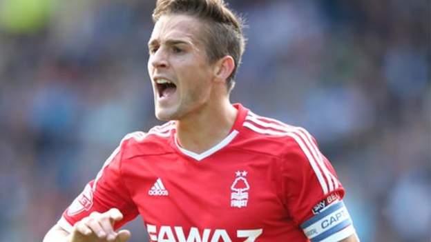 Chris Cohen: Nottingham Forest midfielder can change his style - BBC Sport