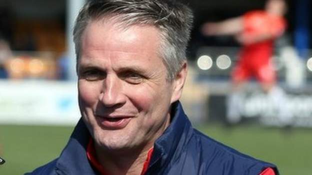Colin Nixon agrees two-year deal as Ards manager - BBC Sport