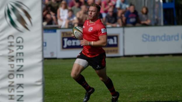 Ross Adair ready to compete for Jersey Reds full-back role - BBC Sport