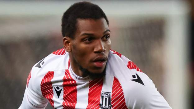 Dujon Sterling: Rangers sign defender on pre-contract from Chelsea ...