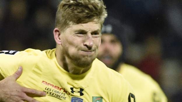 David Strettle: Saracens re-sign winger from Clermont Auvergne - BBC Sport