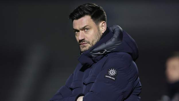 Johnnie Jackson: AFC Wimbledon manager warns 'no one is coming to the ...