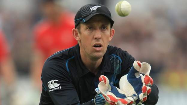 Luke Ronchi: New Zealand wicket-keeper returns to Somerset - BBC Sport
