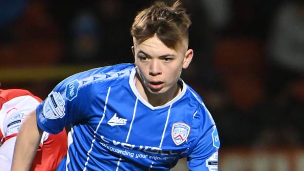 Patrick Kelly: West Ham United to sign 17-year-old Coleraine midfielder ...
