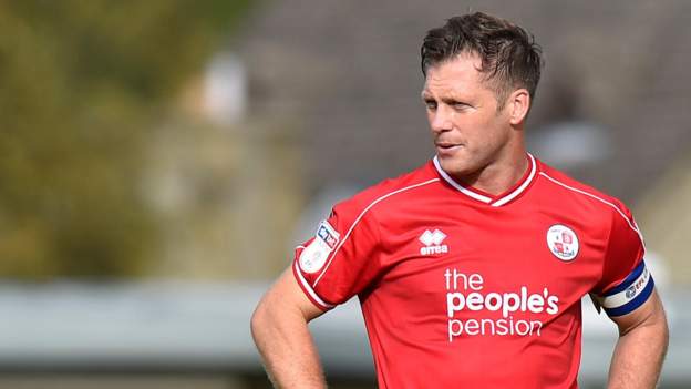 Dannie Bulman: Football League’s oldest player signs new deal at ...