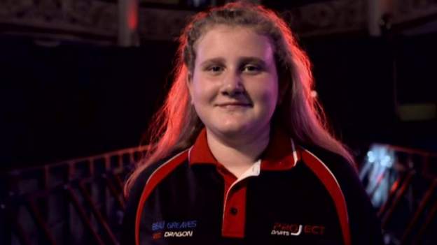 Beau Greaves: The 12-year-old darts sensation - BBC Sport