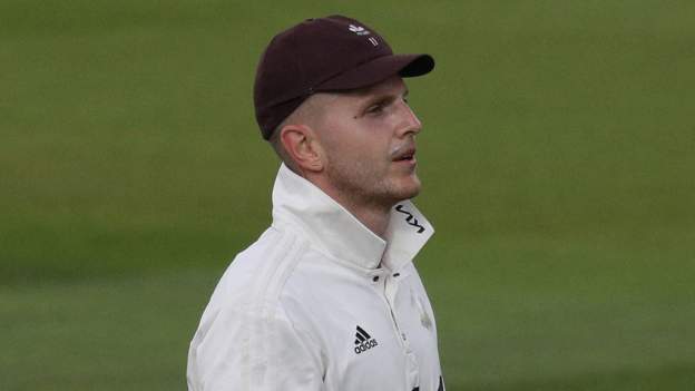 Conor McKerr: Derbyshire re-sign Surrey seamer on loan - BBC Sport