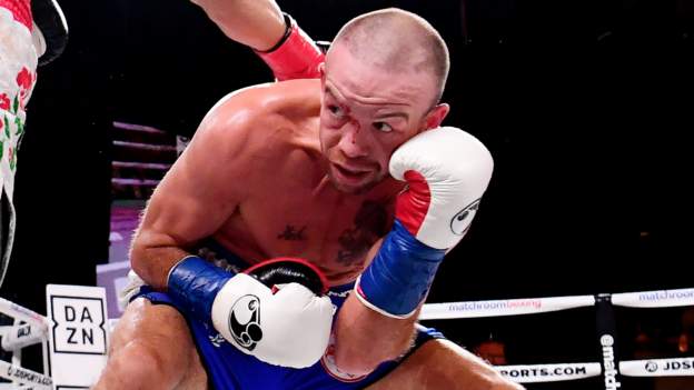 TJ Doheny: Irish boxer retains IBF world super bantamweight title - BBC ...
