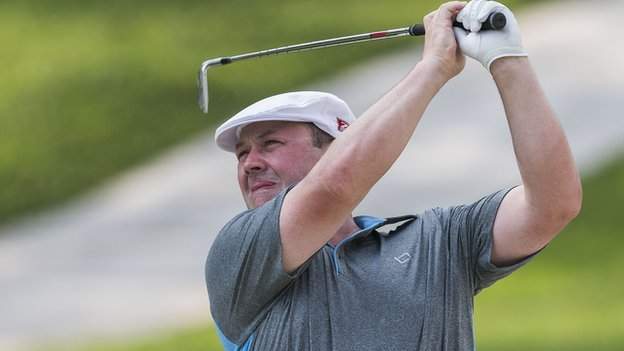 Chris Doak to attend qualifying school despite injury - BBC Sport