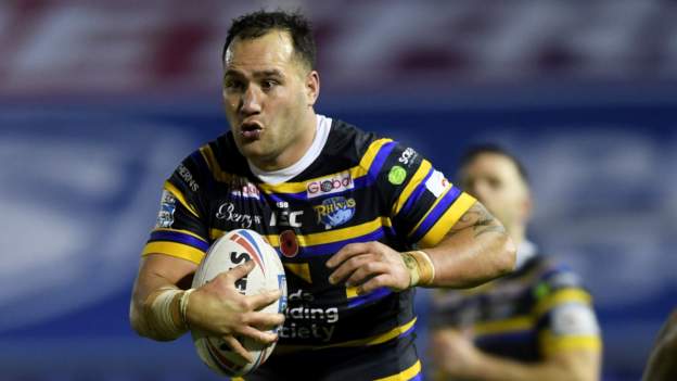 Bodene Thompson: Leeds Rhinos forward signs two-year contract - BBC Sport