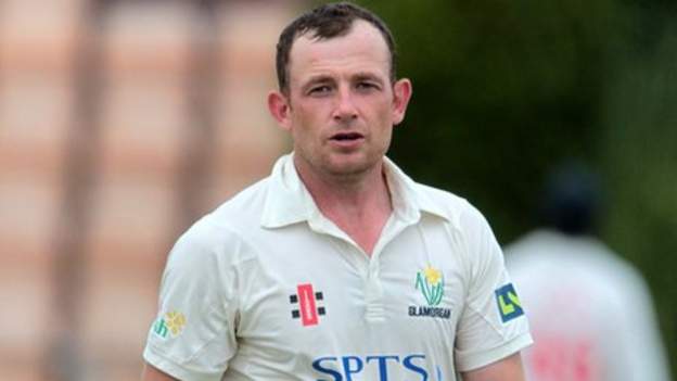 Glamorgan's Graham Wagg pleased with double dismissal - BBC Sport