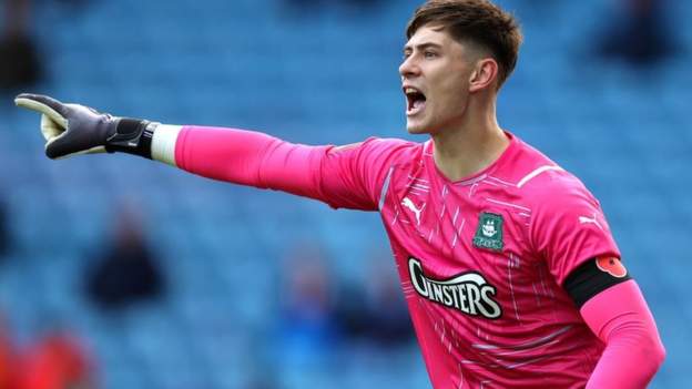 Michael Cooper: Plymouth Argyle goalkeeper returns to training after ...