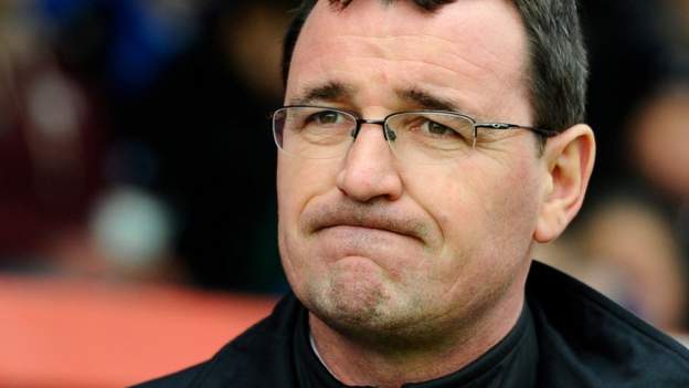 Gary Bowyer: Blackpool need leaders to turn draws into wins - BBC Sport