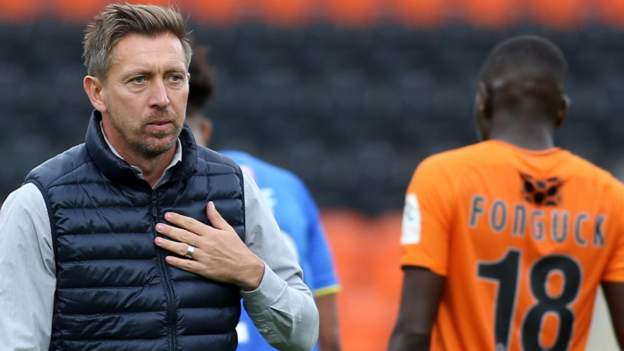 Darrie Currie: Barnet head coach and assistant leave National League ...