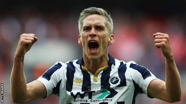Steve Morison: Millwall striker signs contract extension - BBC Sport