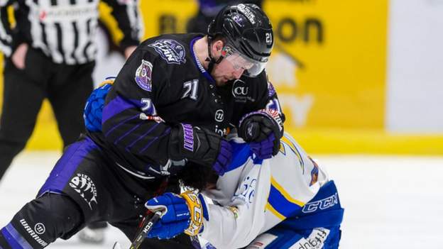 Ice Hockey: Dundee Stars and Glasgow Clan end 2018 on a high - BBC Sport